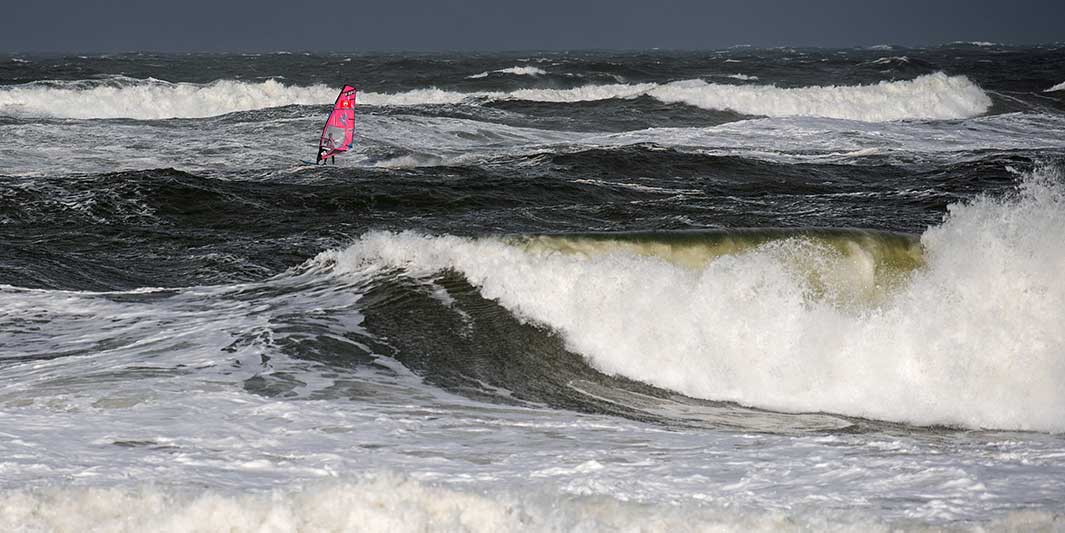 Sturm in Deutschland: Schäden, Schwerverletzte und Sturmflut im Norden | wetter.com