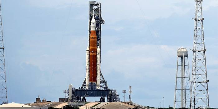 Stärkste Rakete der Welt: NASA verschiebt "Artemis"-Mission erneut ...